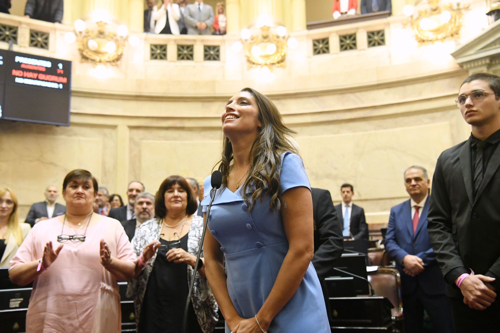 Florencia López juró como senadora nacional y se convirtió en la ...