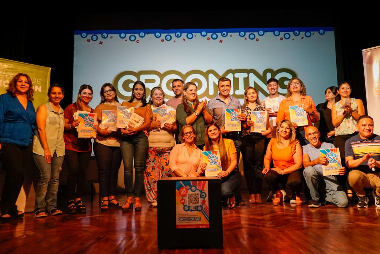 Semana de la Lucha contra el Grooming: Presentan Guía de Prevención y ...